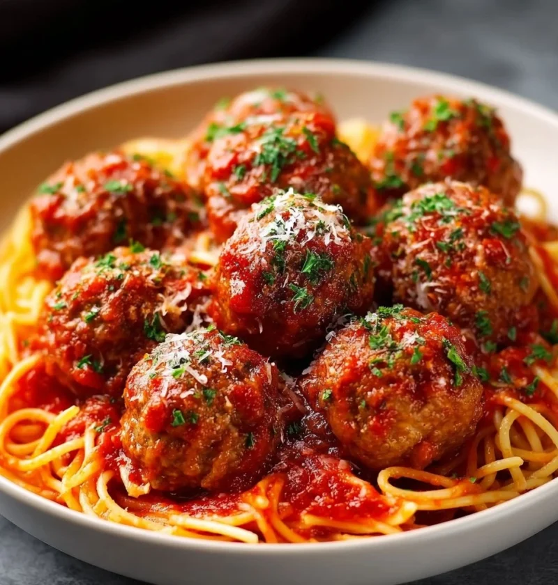 Melt-In-Your-Mouth Italian Meatballs for Cozy Family Dinners